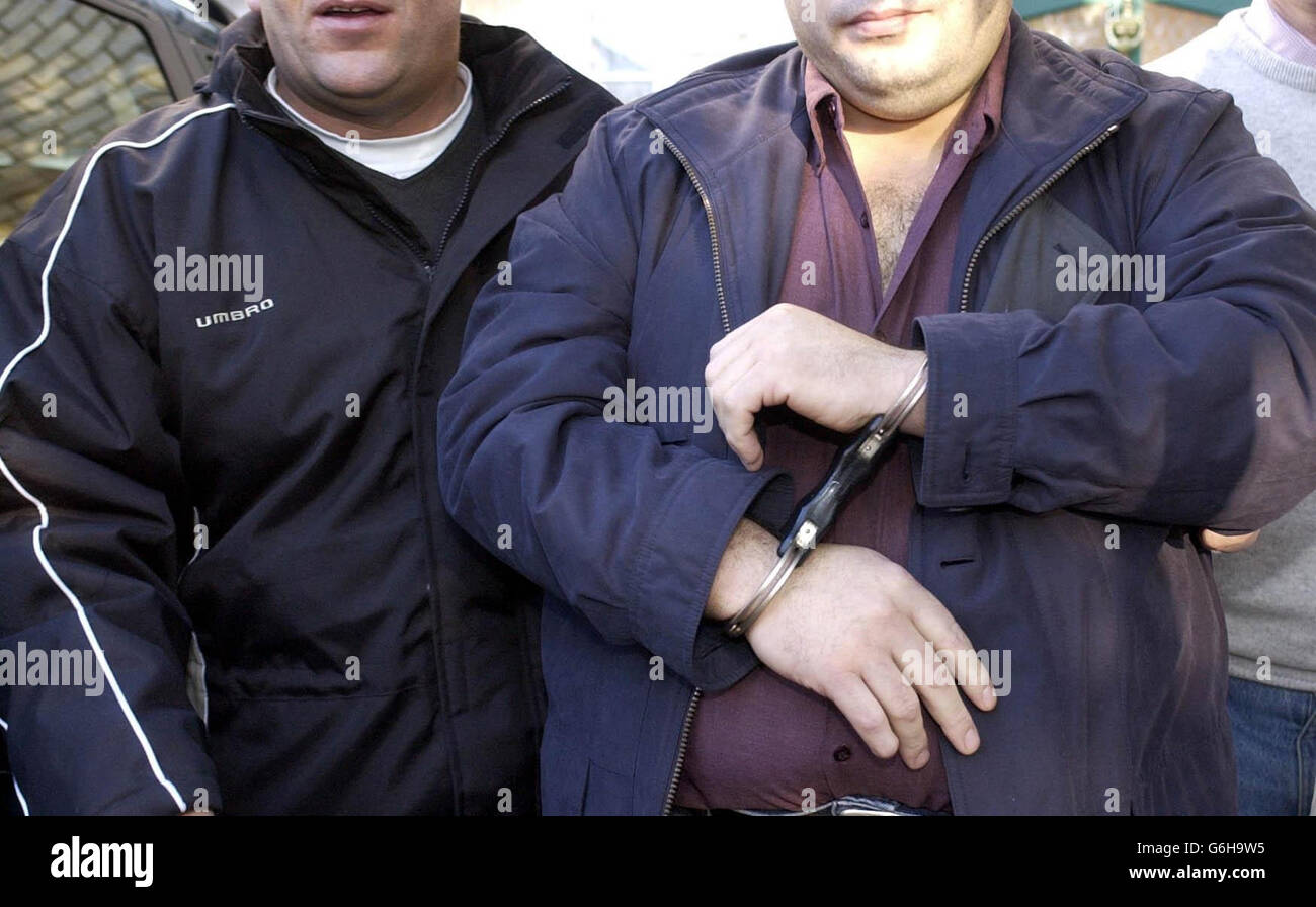 Colombian police officers colombian drugs hi-res stock photography and ...