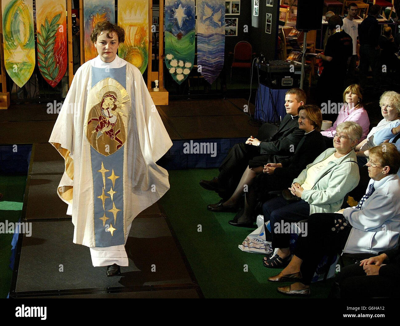 Former Bond Girl turned minister, Reverend Dr. Shannon Ledbetter leads ...