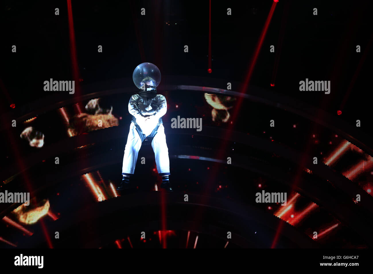 Mark benton strictly come dancing hi-res stock photography and images ...