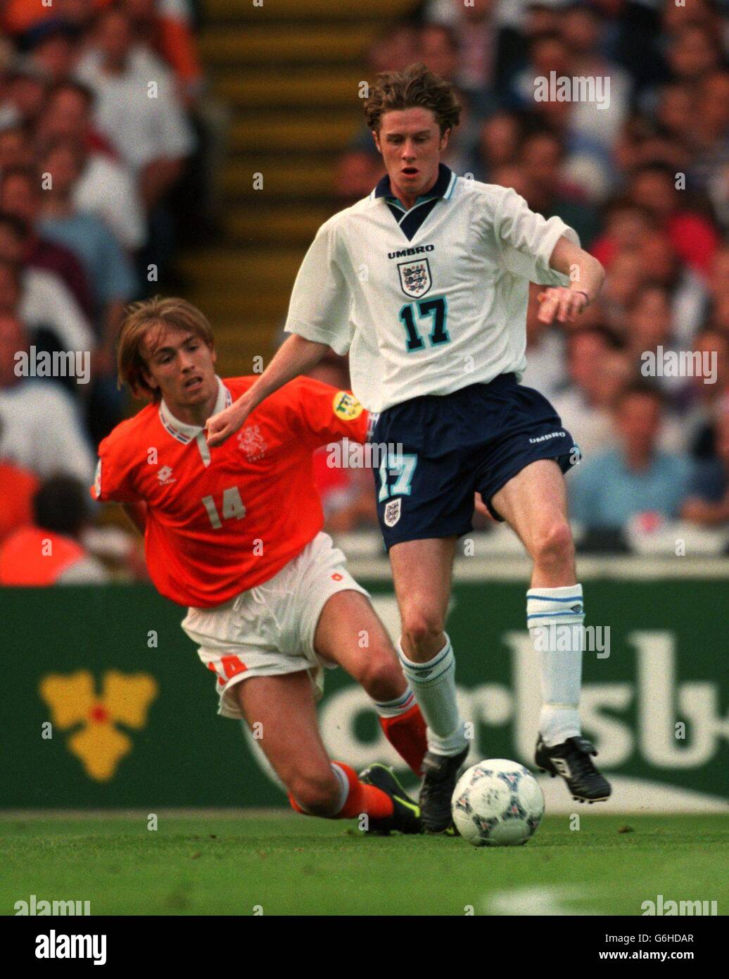 England netherlands football 1996 hi-res stock photography and images ...