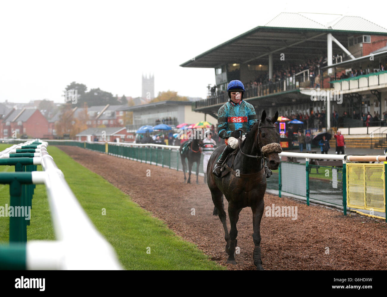 Horse Racing - Warwick Racecourse Stock Photo - Alamy