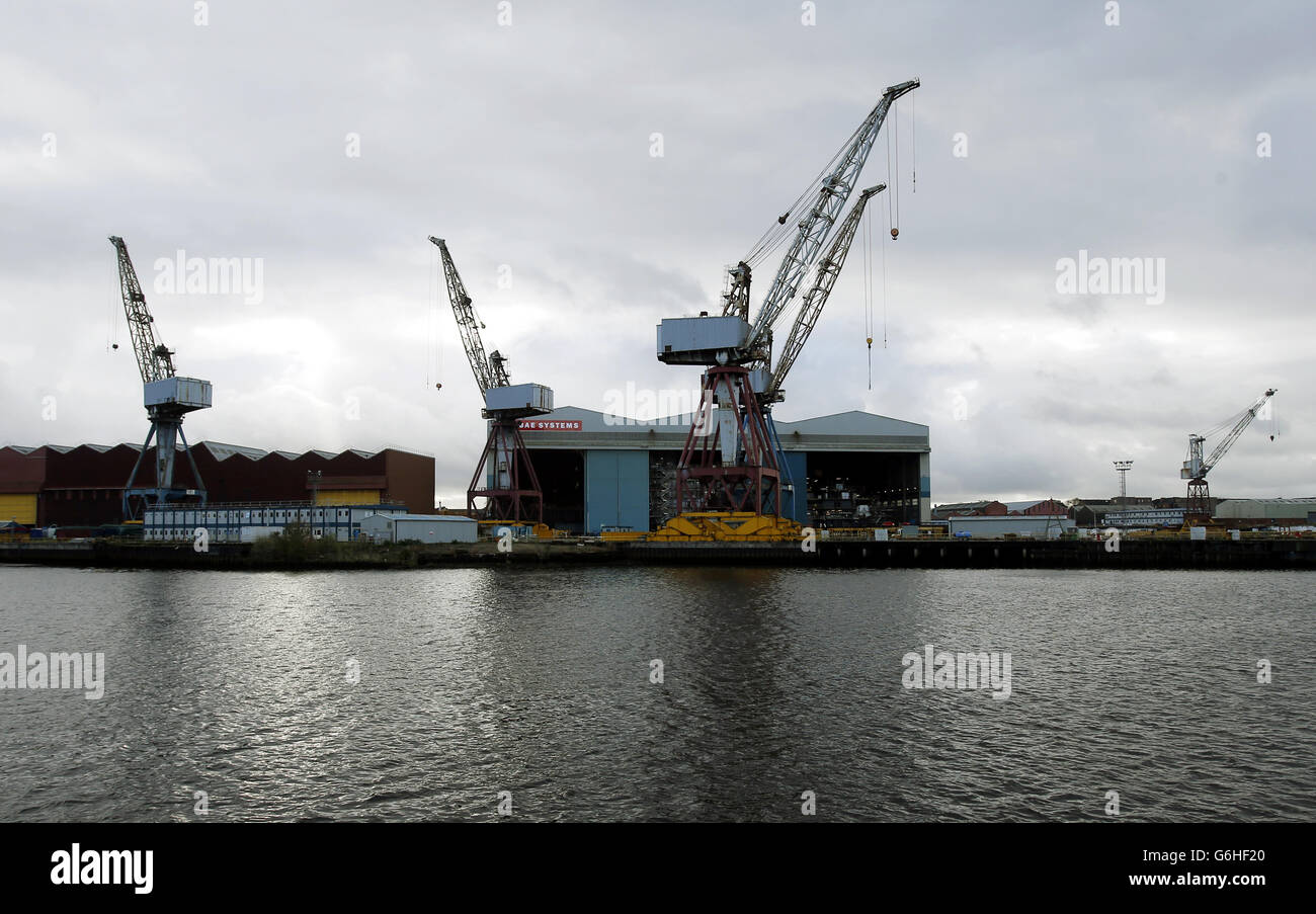A general view of govan shipyard in glasgow hi-res stock photography ...