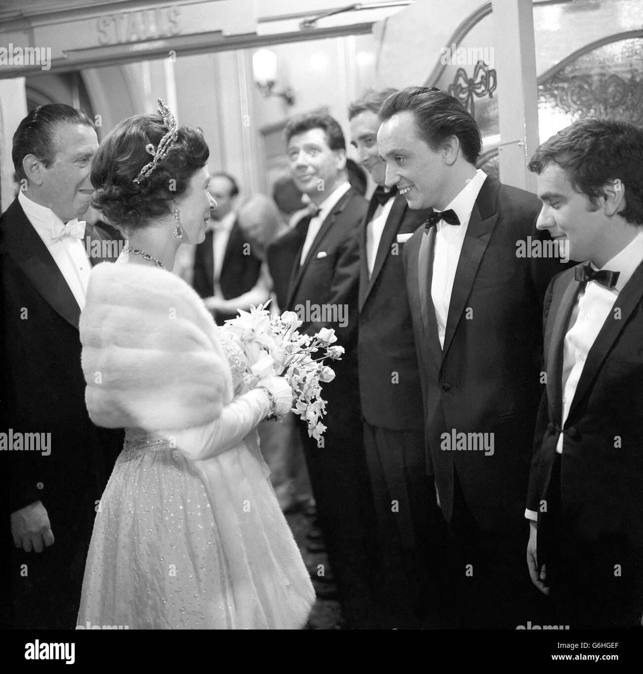 General talks Black and White Stock Photos & Images - Alamy