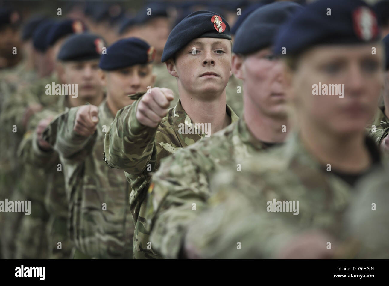 Soldiers from 6 Close Support Battalion Royal Electrical and Mechanical ...