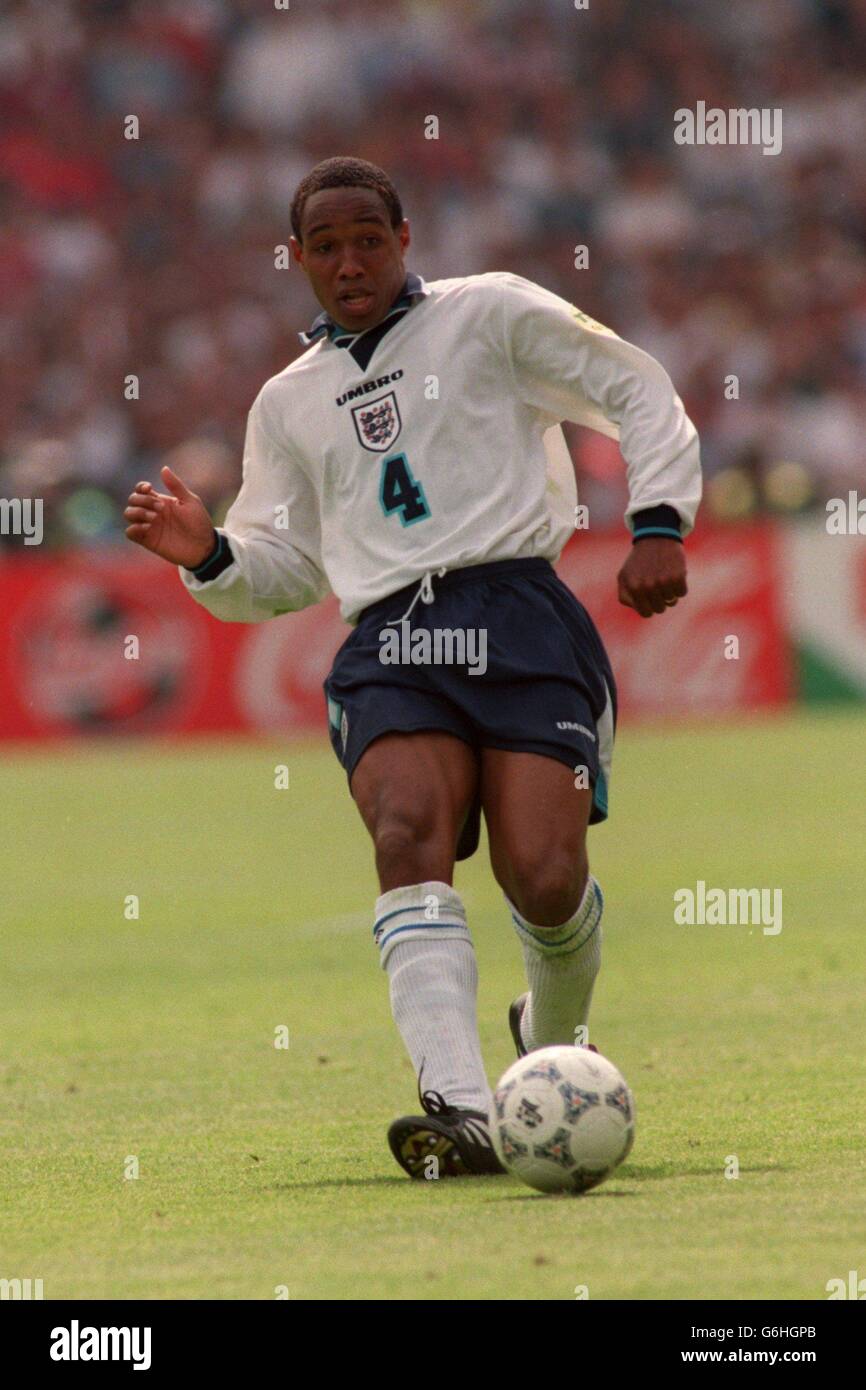 Paul ince england euro 96 hi-res stock photography and images - Alamy