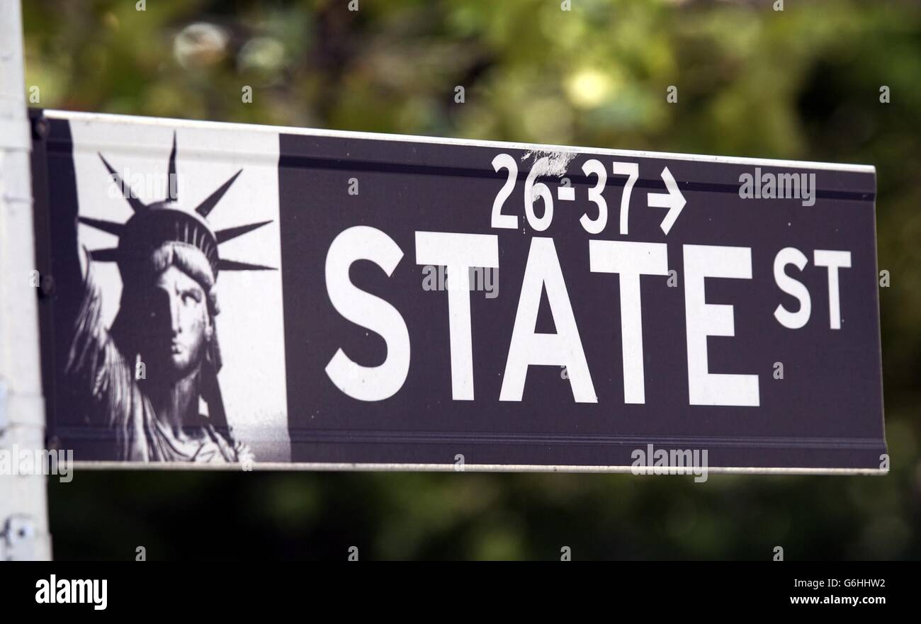 The street signs in this part of New York bear the smbol of the Statue ...