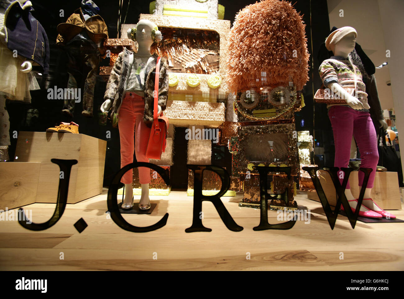 J crew store launch hi-res stock photography and images - Alamy