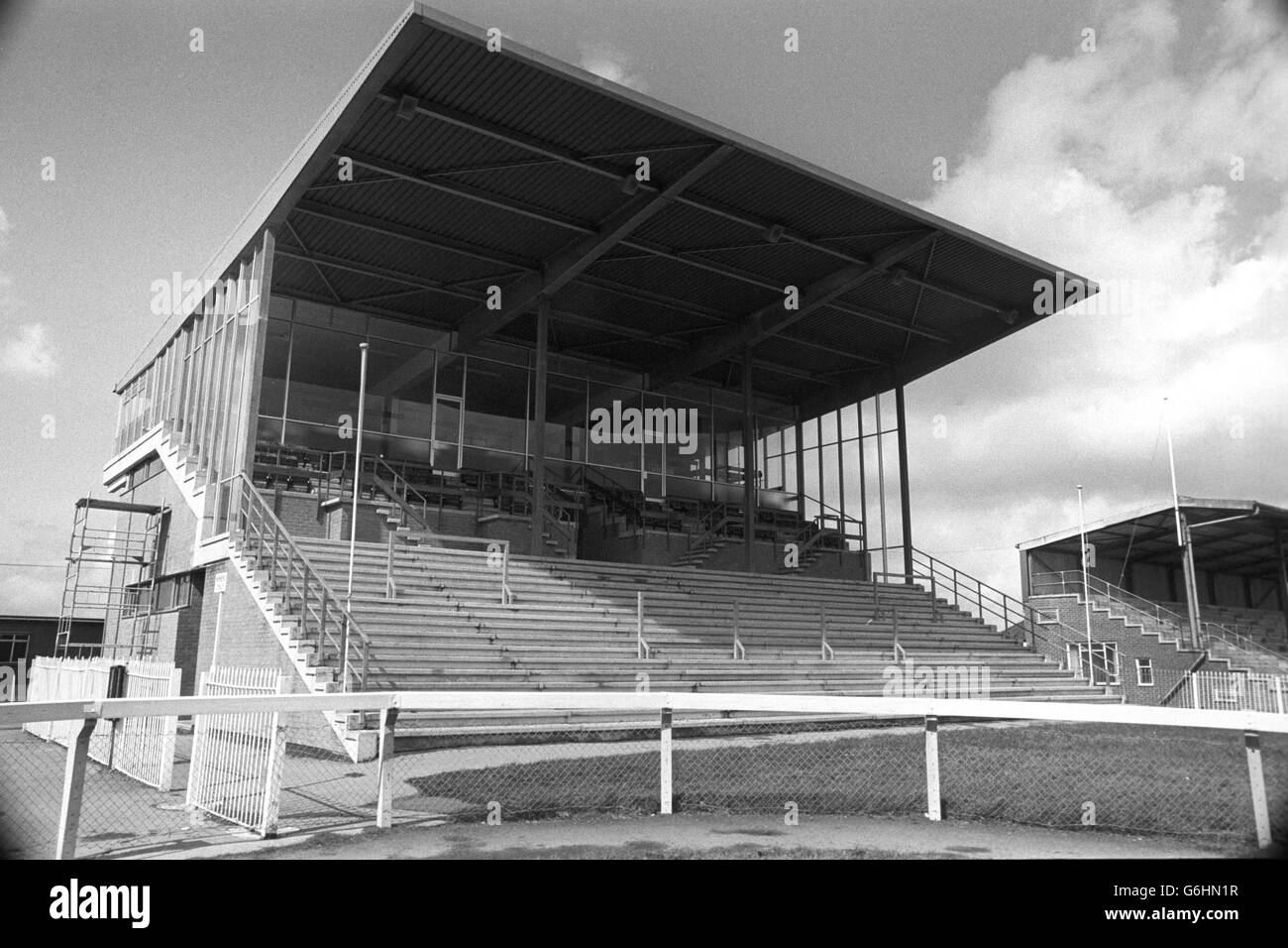 Horse Racing - Devon and Exeter Racecourse - 1975 Stock Photo - Alamy