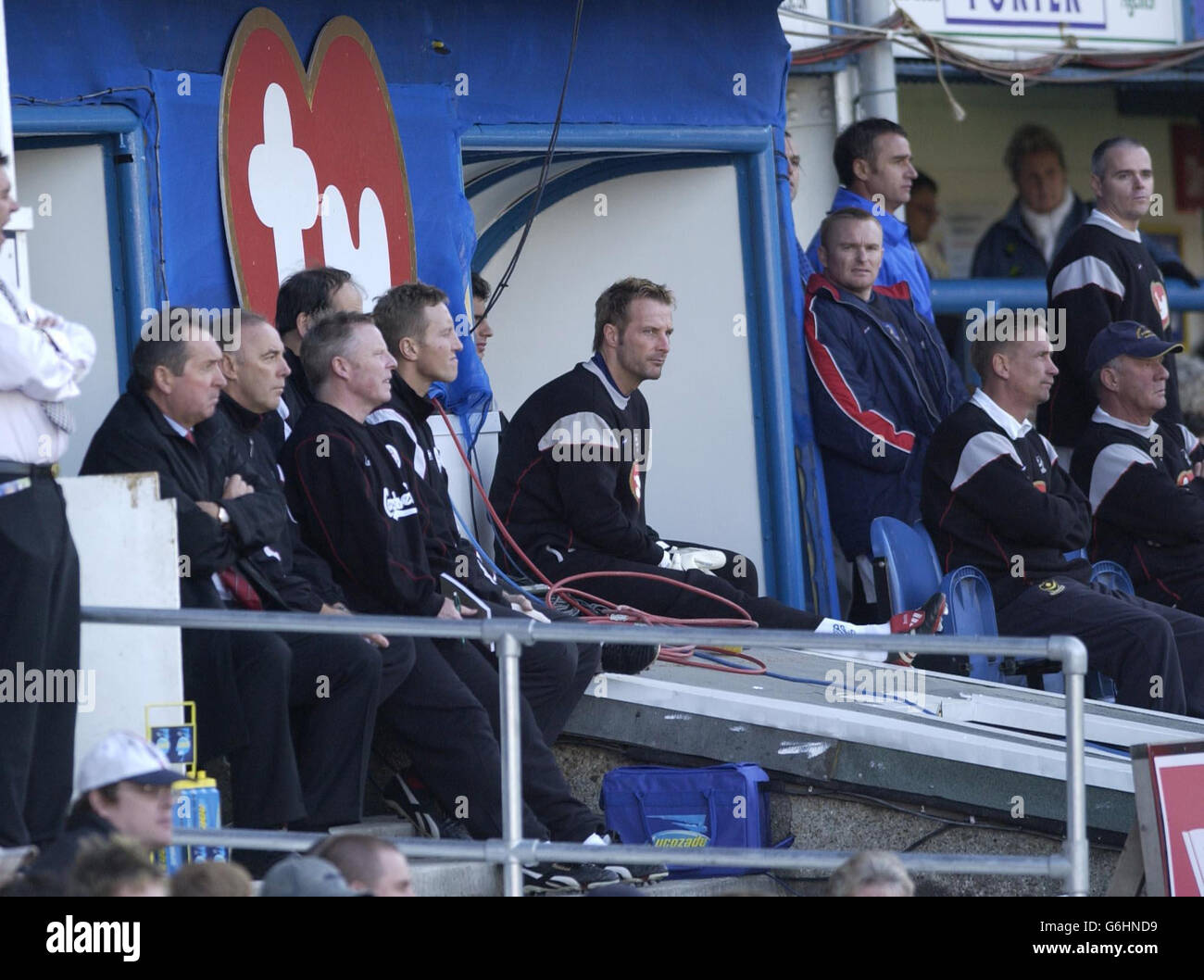 The liverpool bench look on hi-res stock photography and images - Alamy