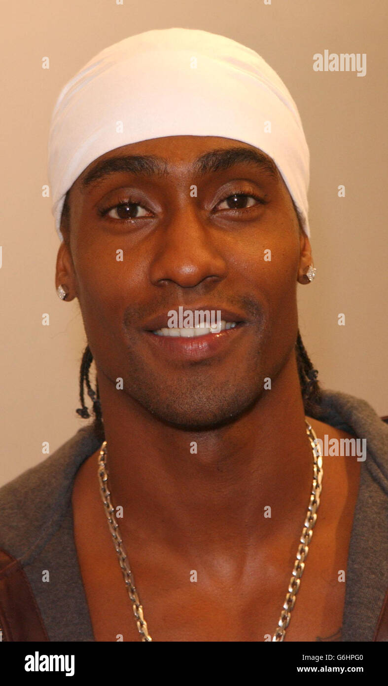 Simon webbe from blue hi-res stock photography and images - Alamy
