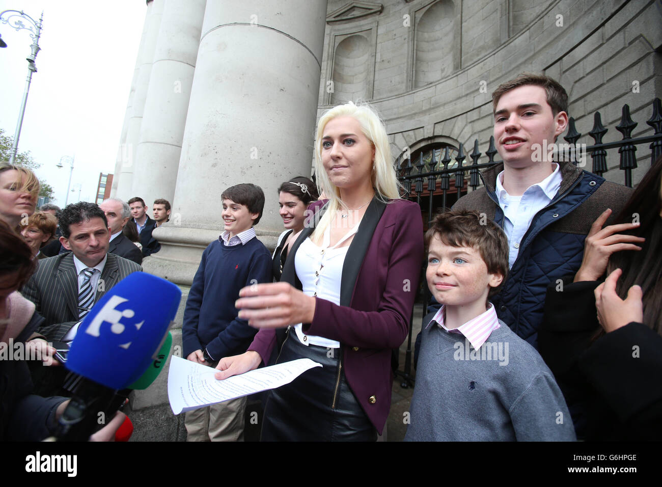 Lissadell owners win legal battle Stock Photo - Alamy