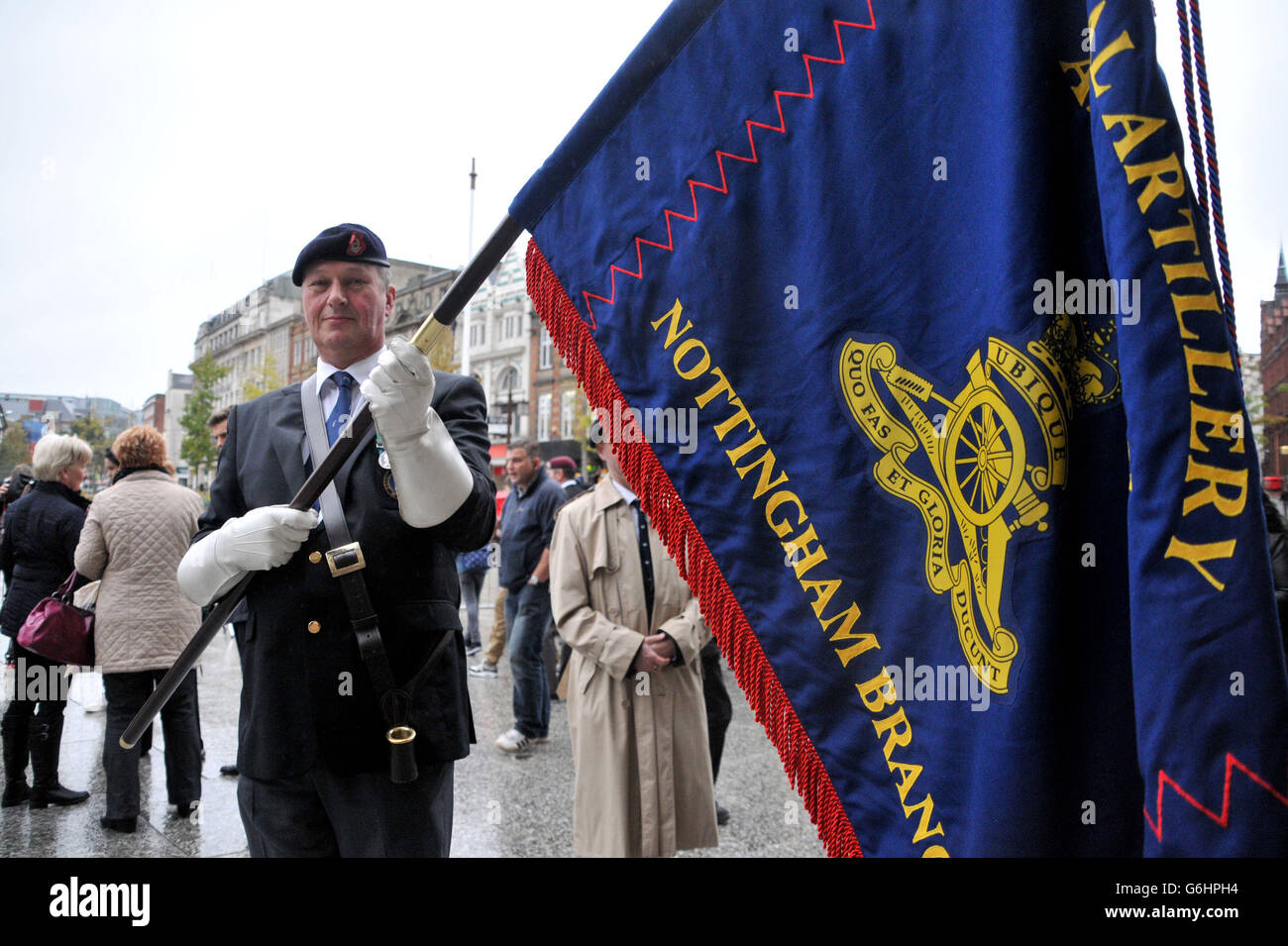 Standard bearer retired Sergeant Gavin Hammond of the 1st Royal Horse ...