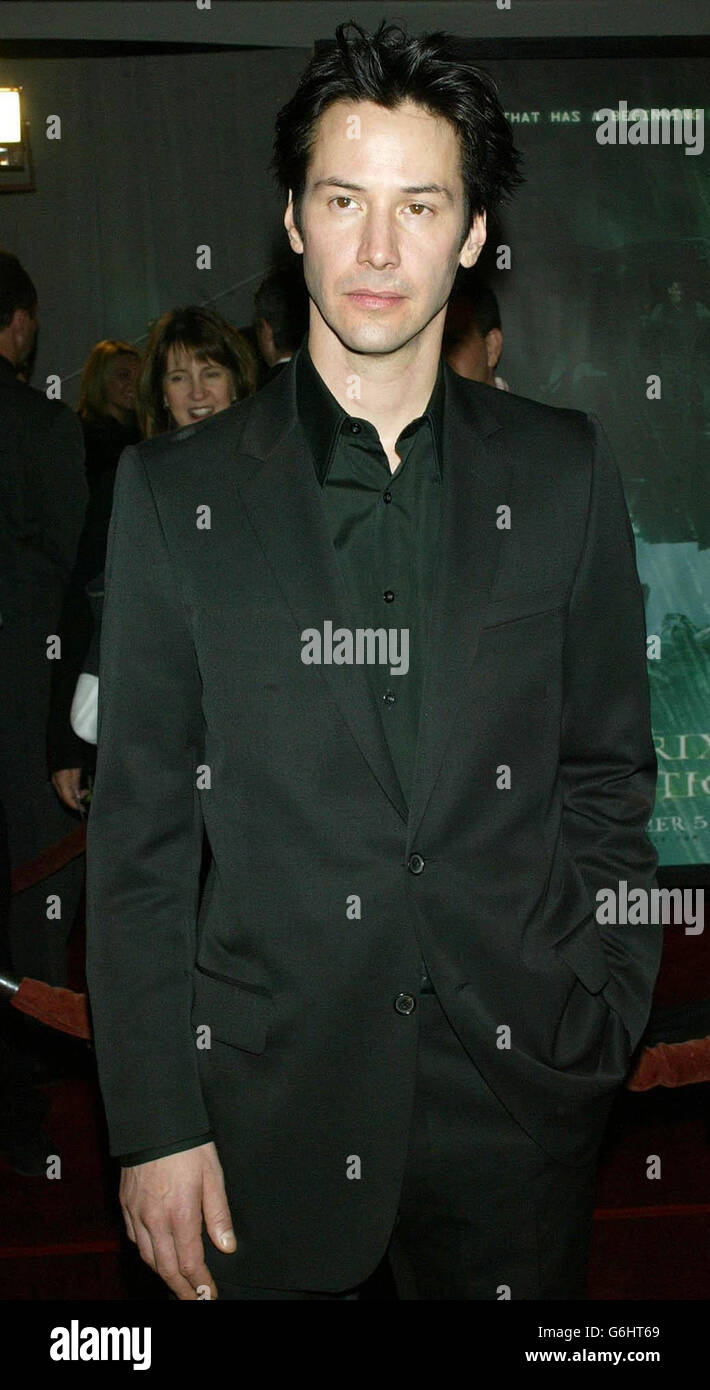 Actor Keanu Reeves arrives for the world premiere of the final ...