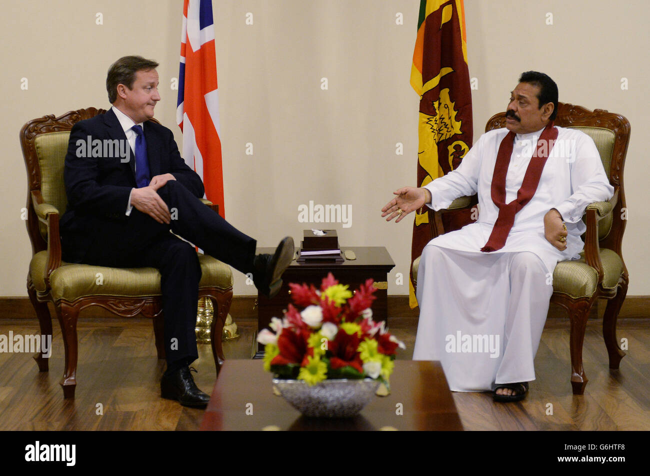 Prime Minister David Cameron meets Sri Lankan President Mahinda ...