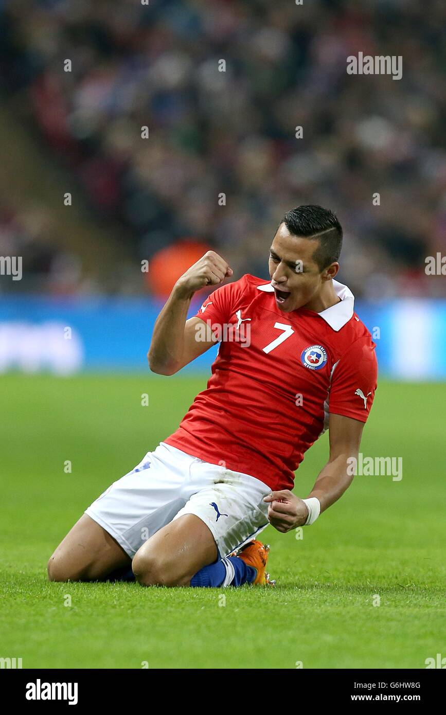 Soccer - International Friendly - England v Chile - Wembley Stadium ...