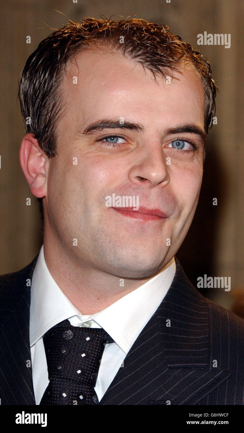 Showbiz celebrity television actor head shoulders tvfloor simon gregson ...