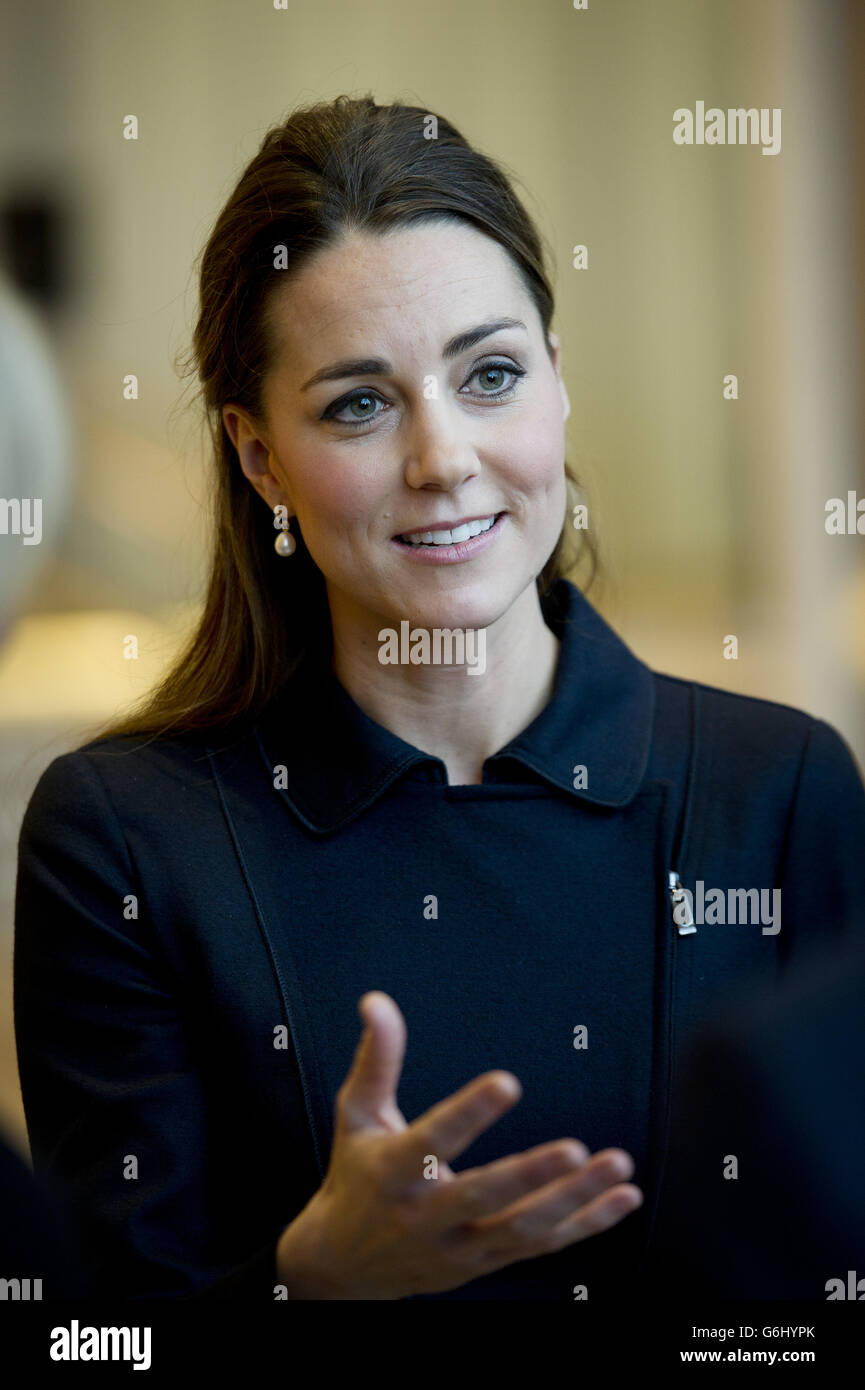Princess catherine kate middleton headshot head shot hi-res stock ...