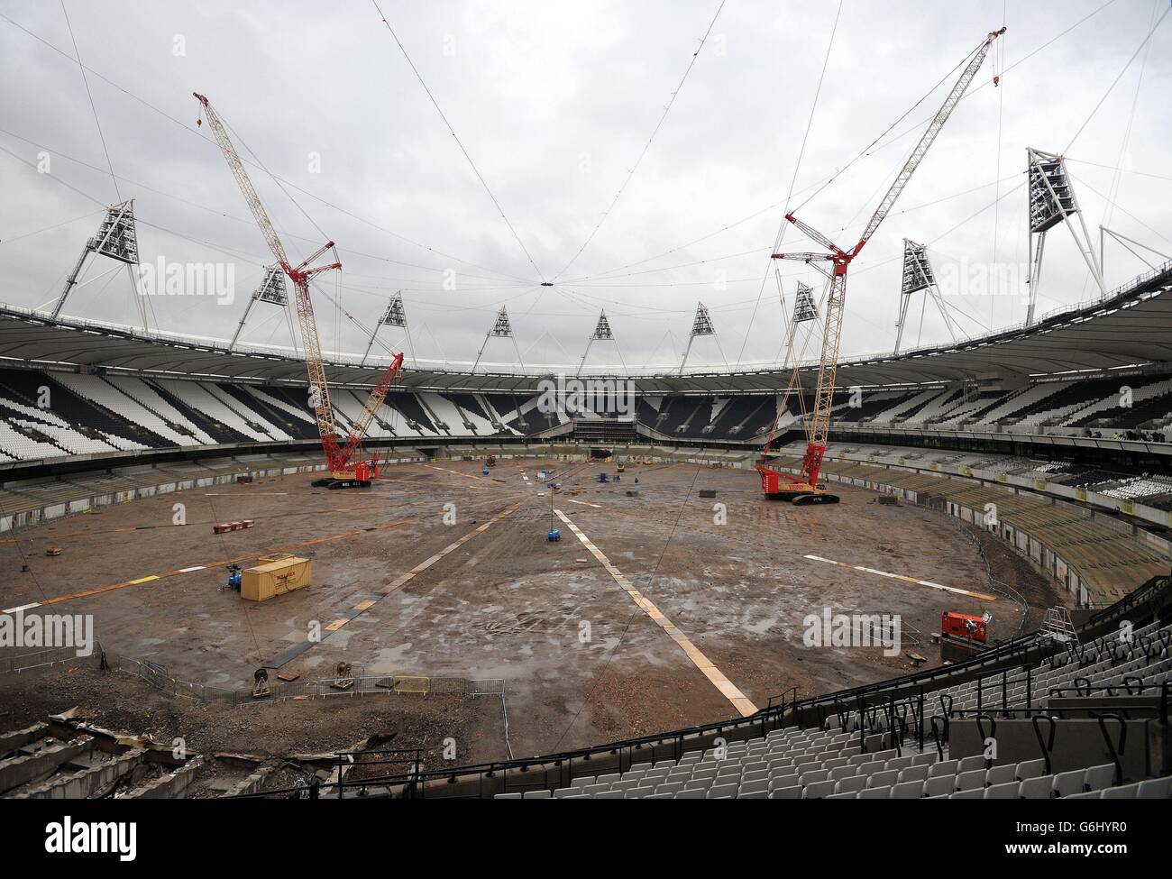 Olympic Park Stadium construction Stock Photo - Alamy