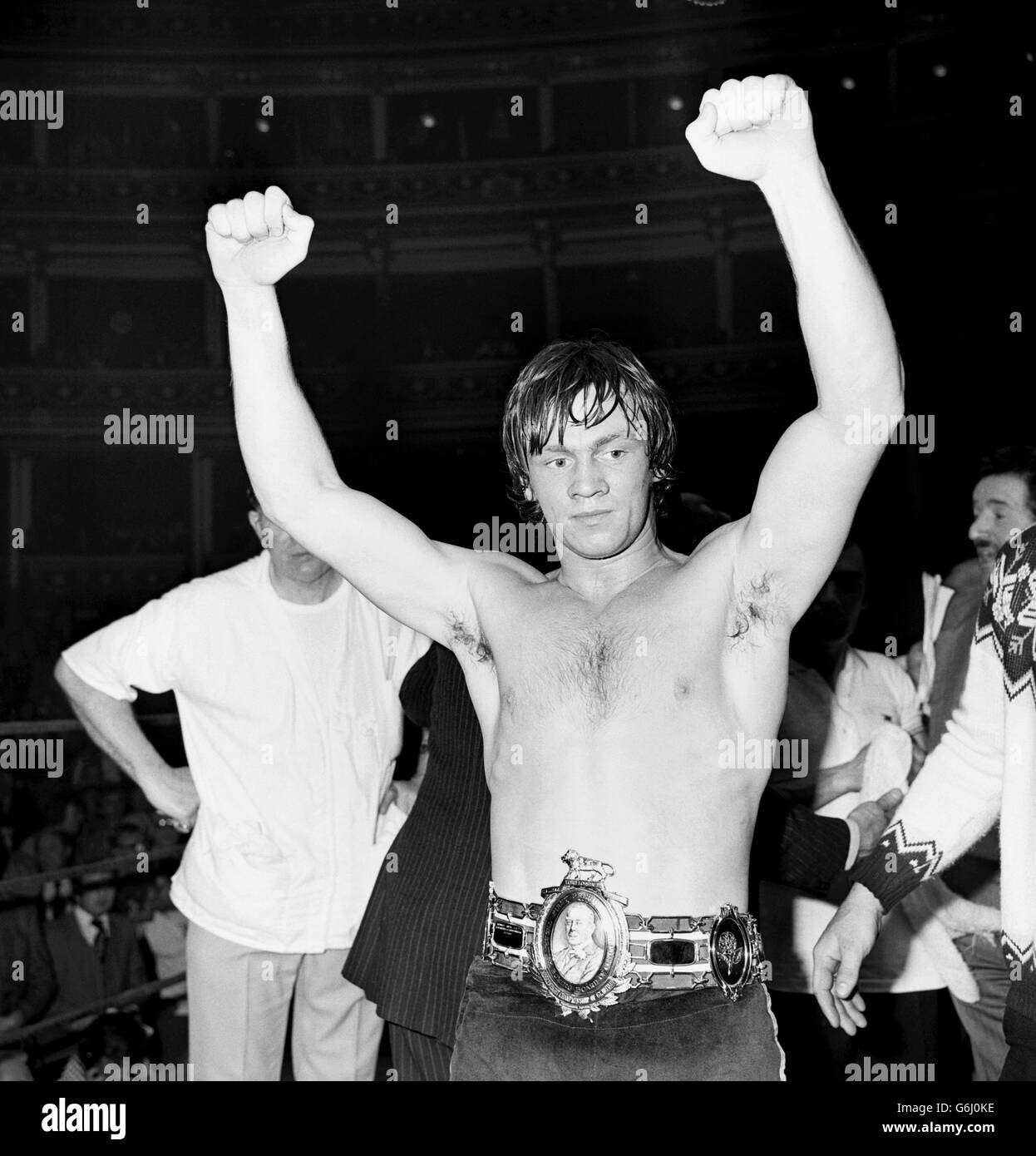 Boxing - Vacant Biritsh Middleweight Title Fight - Tony Sibson v Frank ...
