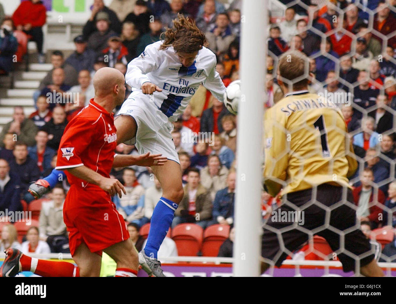 Football action tophams061003 hernan crespo hi-res stock photography ...