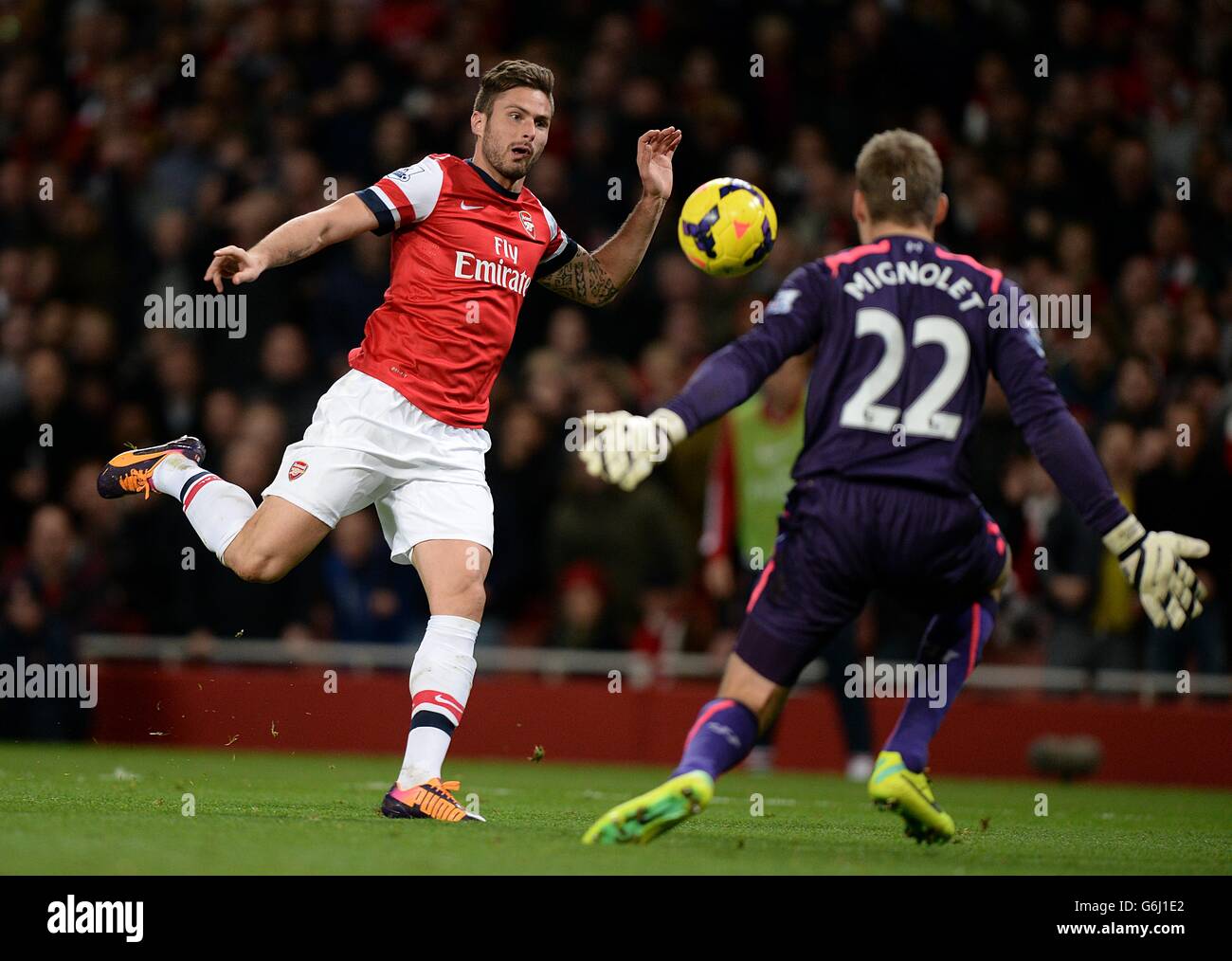 Soccer - Barclays Premier League - Arsenal v Liverpool - Emirates ...