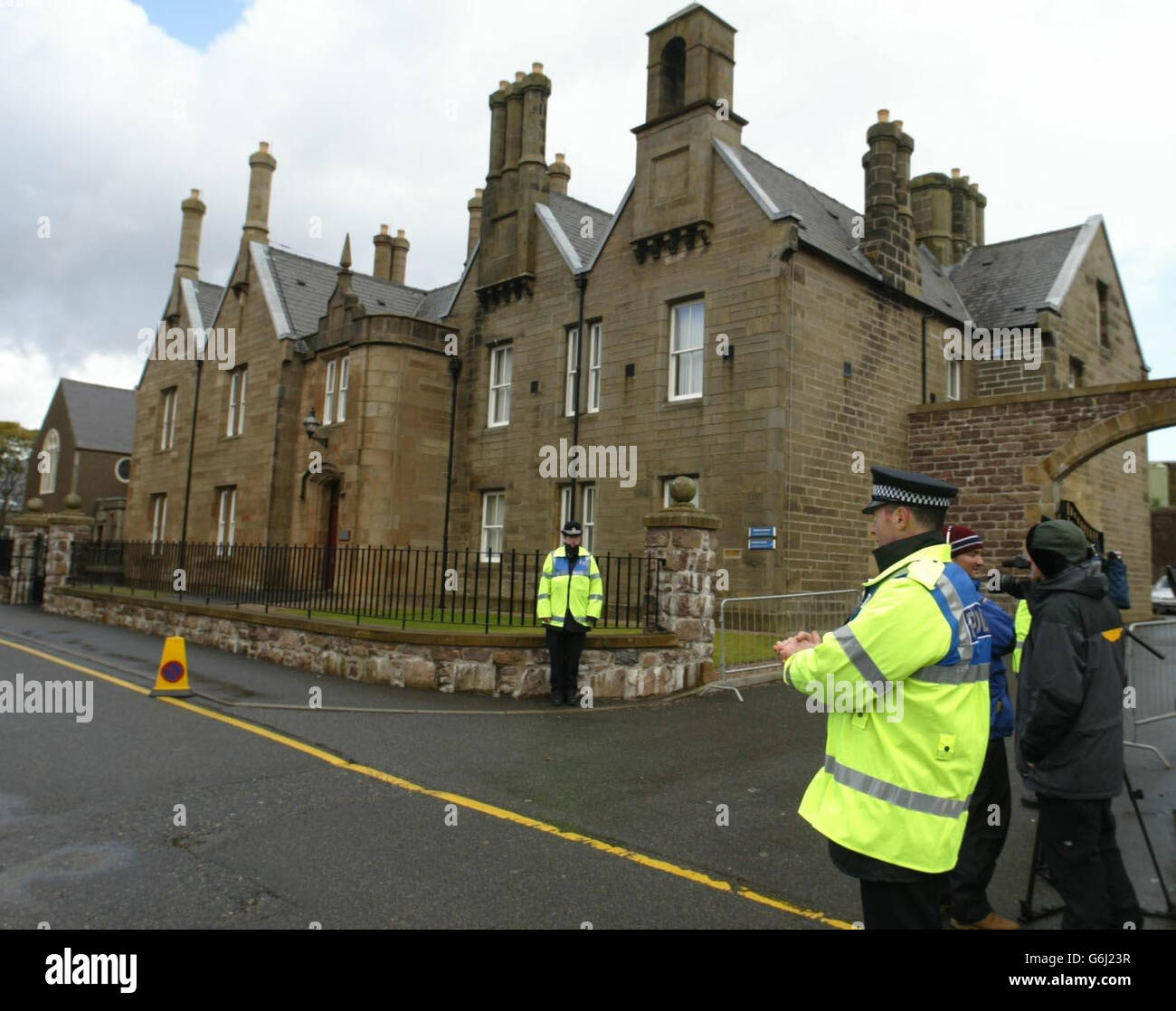 Stornoway Sheriff Court - child protection operation Stock Photo - Alamy