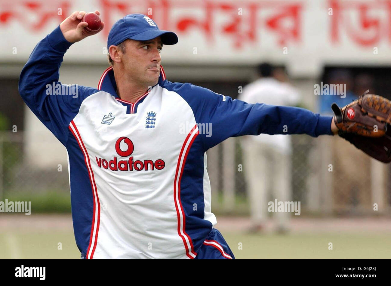 Graham Thorpe England v Bangladesh Stock Photo - Alamy