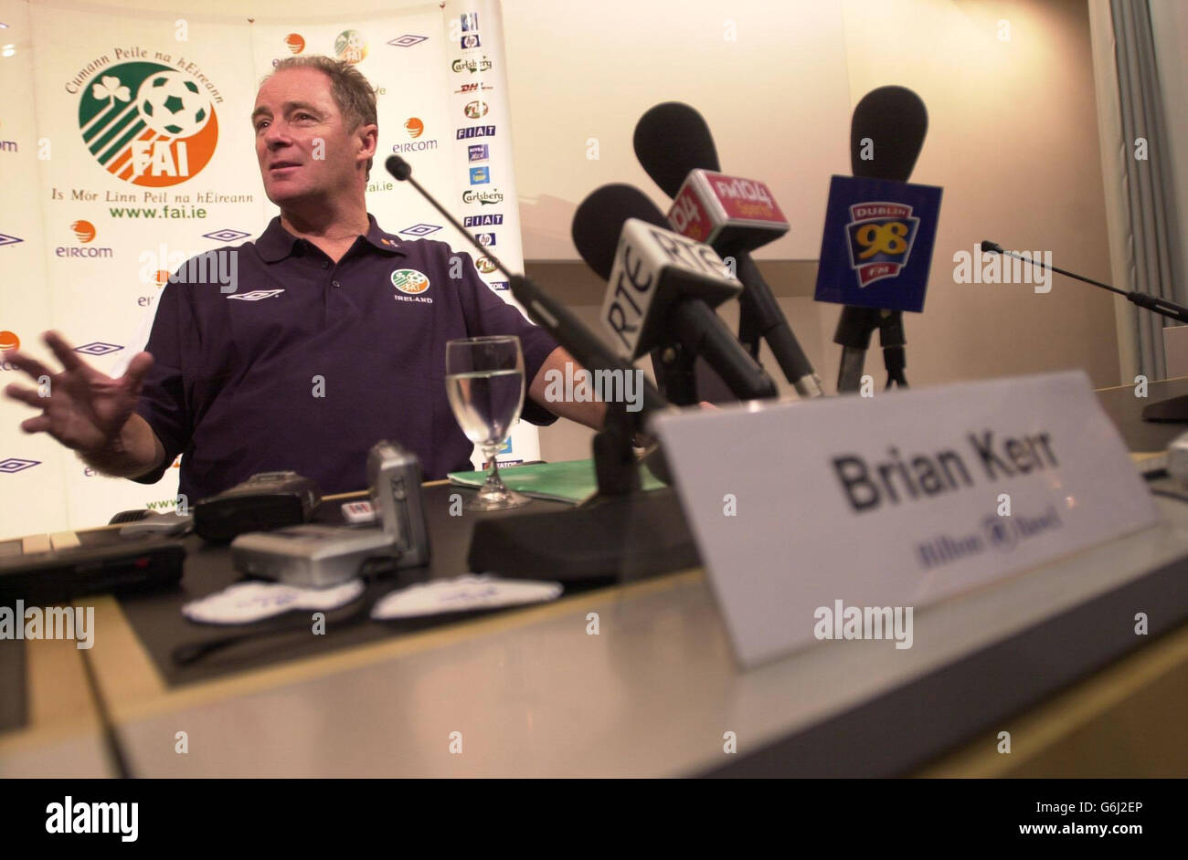 Brian Kerr Ireland v Switzerland Stock Photo - Alamy