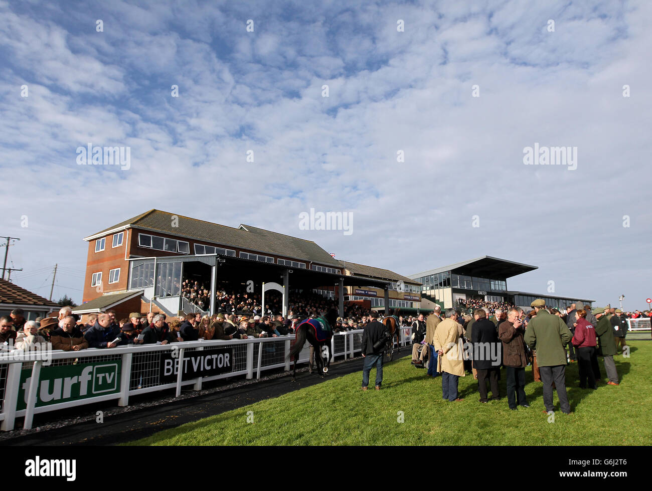 Hurdle at exeter racecourse hi-res stock photography and images - Alamy