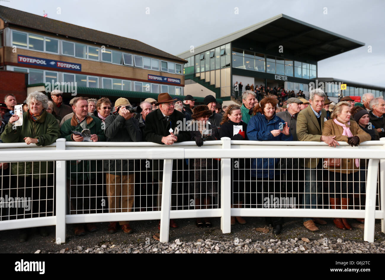 Exeter racecourse hi-res stock photography and images - Alamy