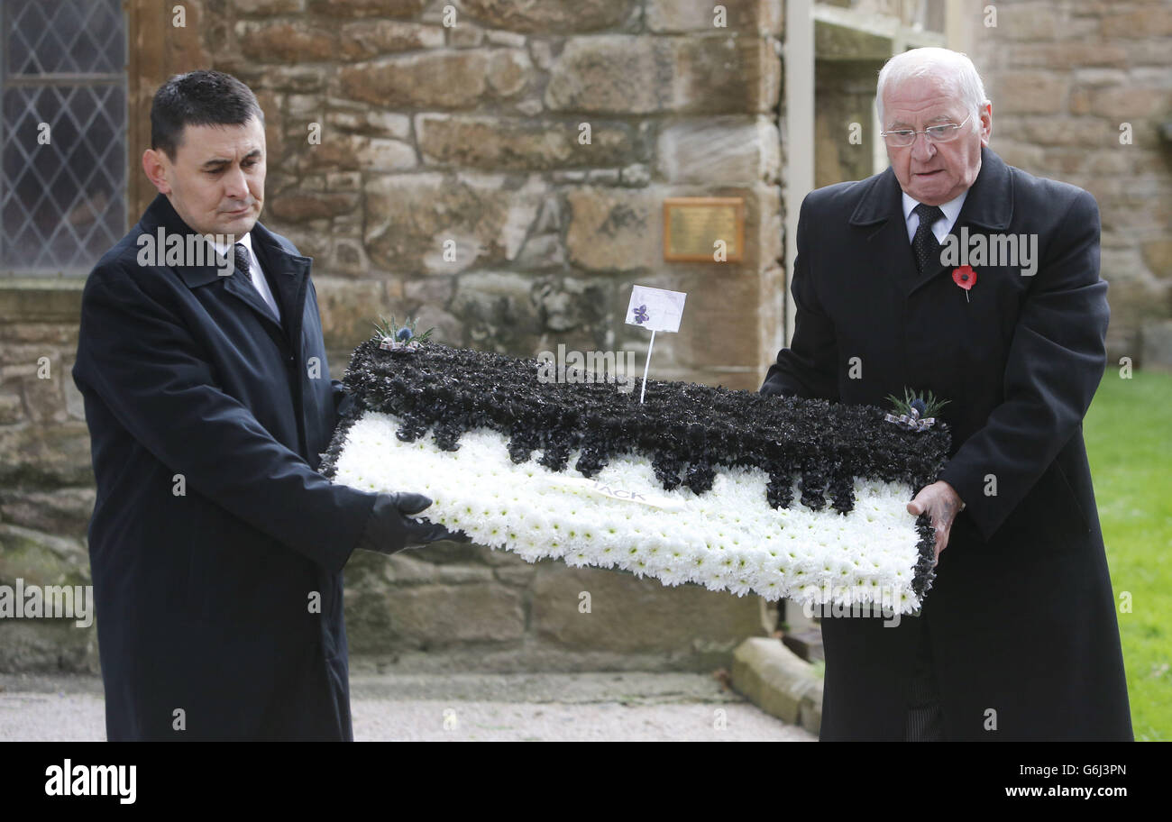 The funeral of jack alexander hi-res stock photography and images - Alamy