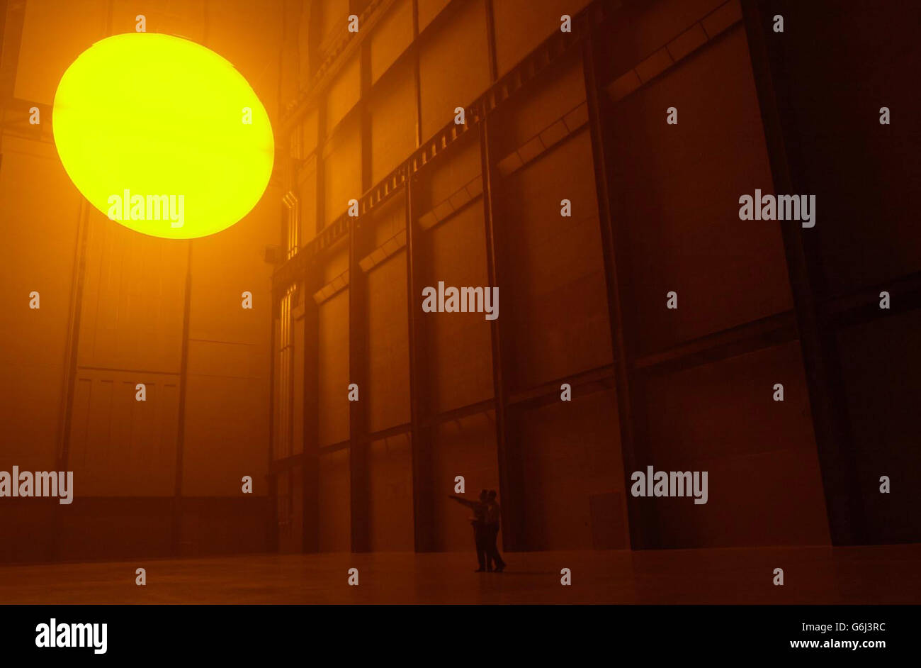 Olafur Eliasson's 'The Weather Project' Tate Modern Stock Photo - Alamy