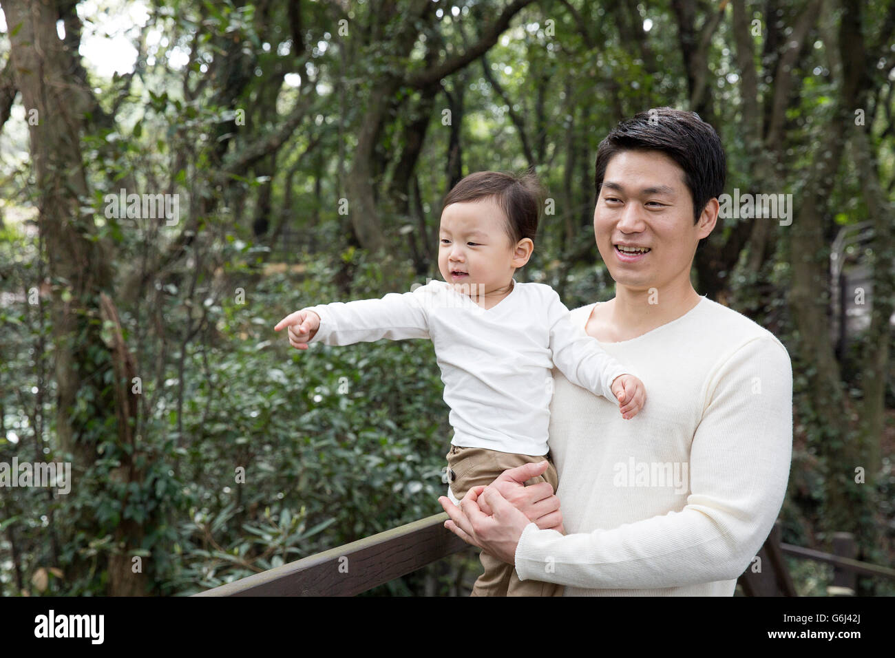 Korean father and son hi-res stock photography and images - Alamy
