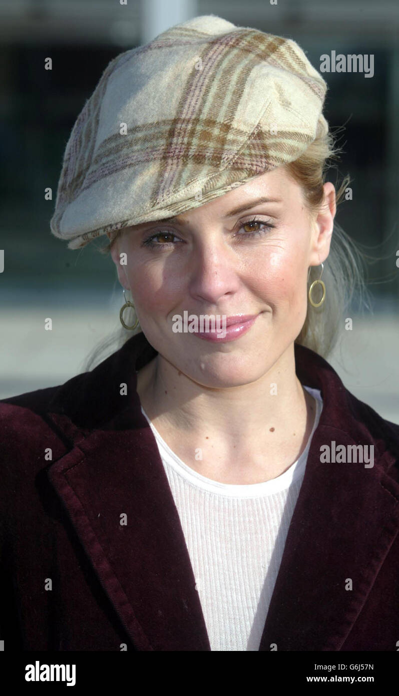 Emma caulfield hi-res stock photography and images - Alamy
