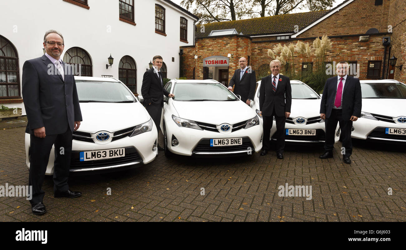 Neil glasson of currie motors in twickenham hi-res stock photography ...