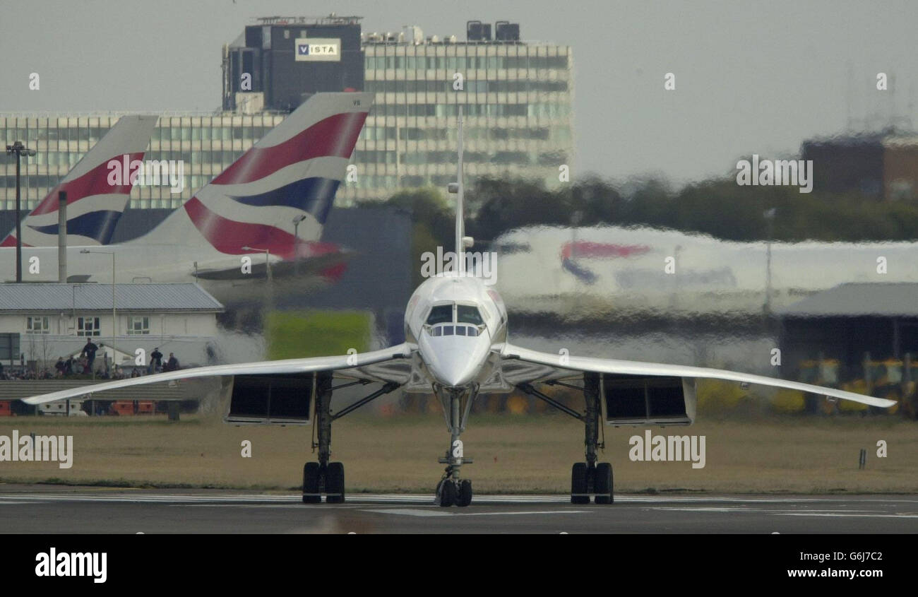 A British Airways Concorde prepares for take-off at Heathrow Airport ...