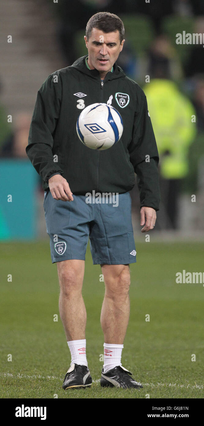 Republic of ireland assistant manager roy keane hi-res stock ...