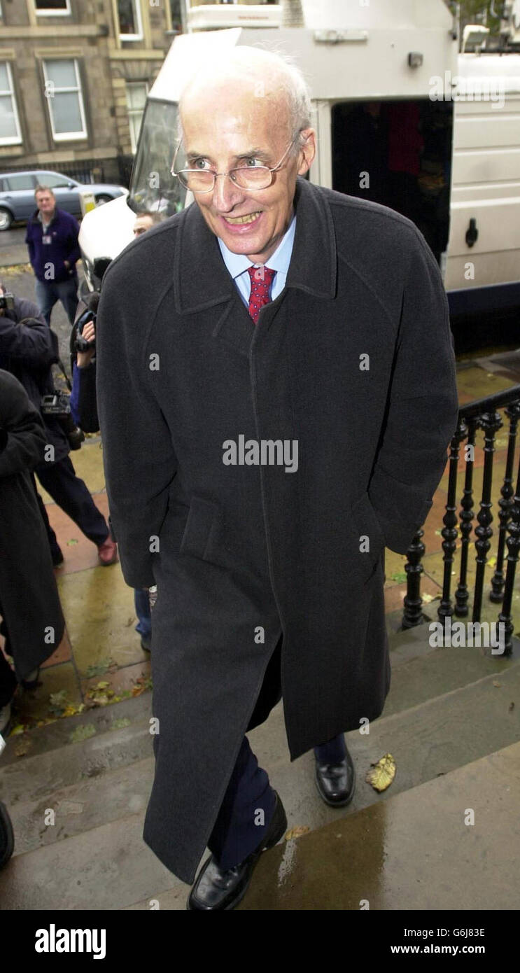 Sam galbraith holrood inquiry hi-res stock photography and images - Alamy