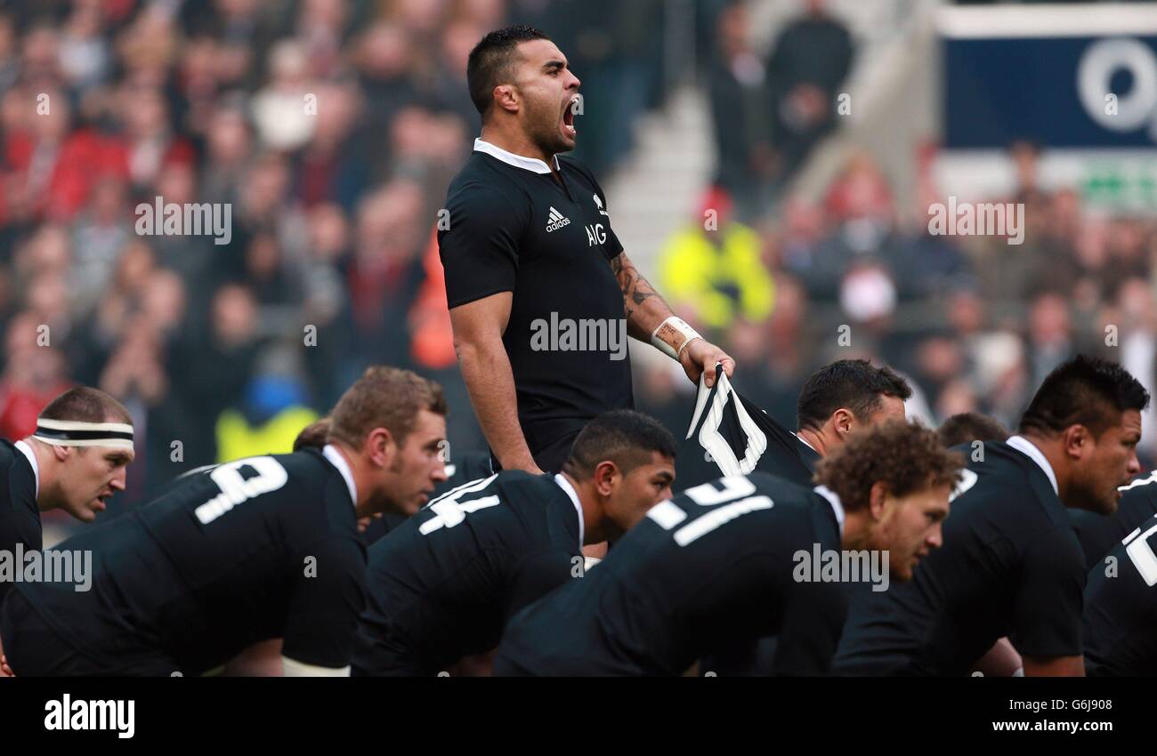 Qbe stadium all blacks hi-res stock photography and images - Alamy