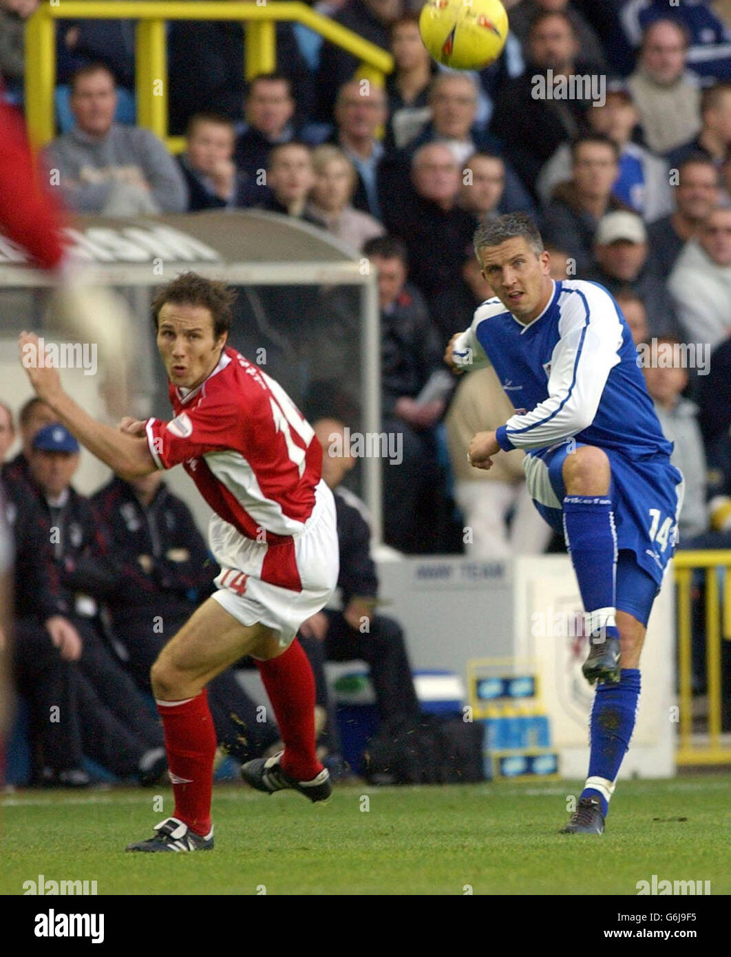 Millwalls andy roberts hi-res stock photography and images - Alamy