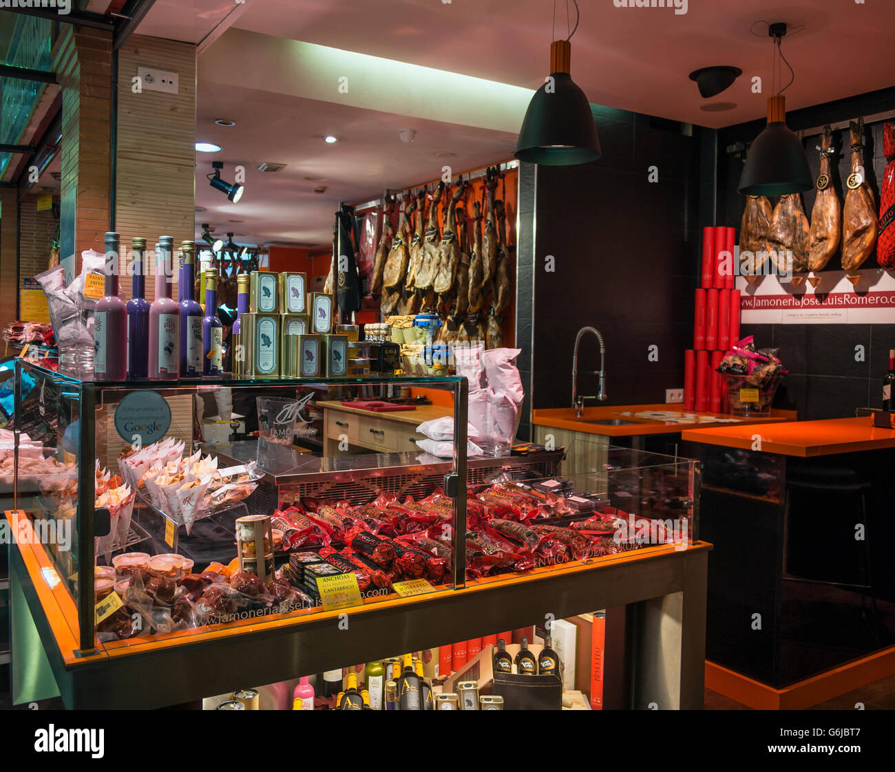 Triana market seville hi-res stock photography and images - Alamy