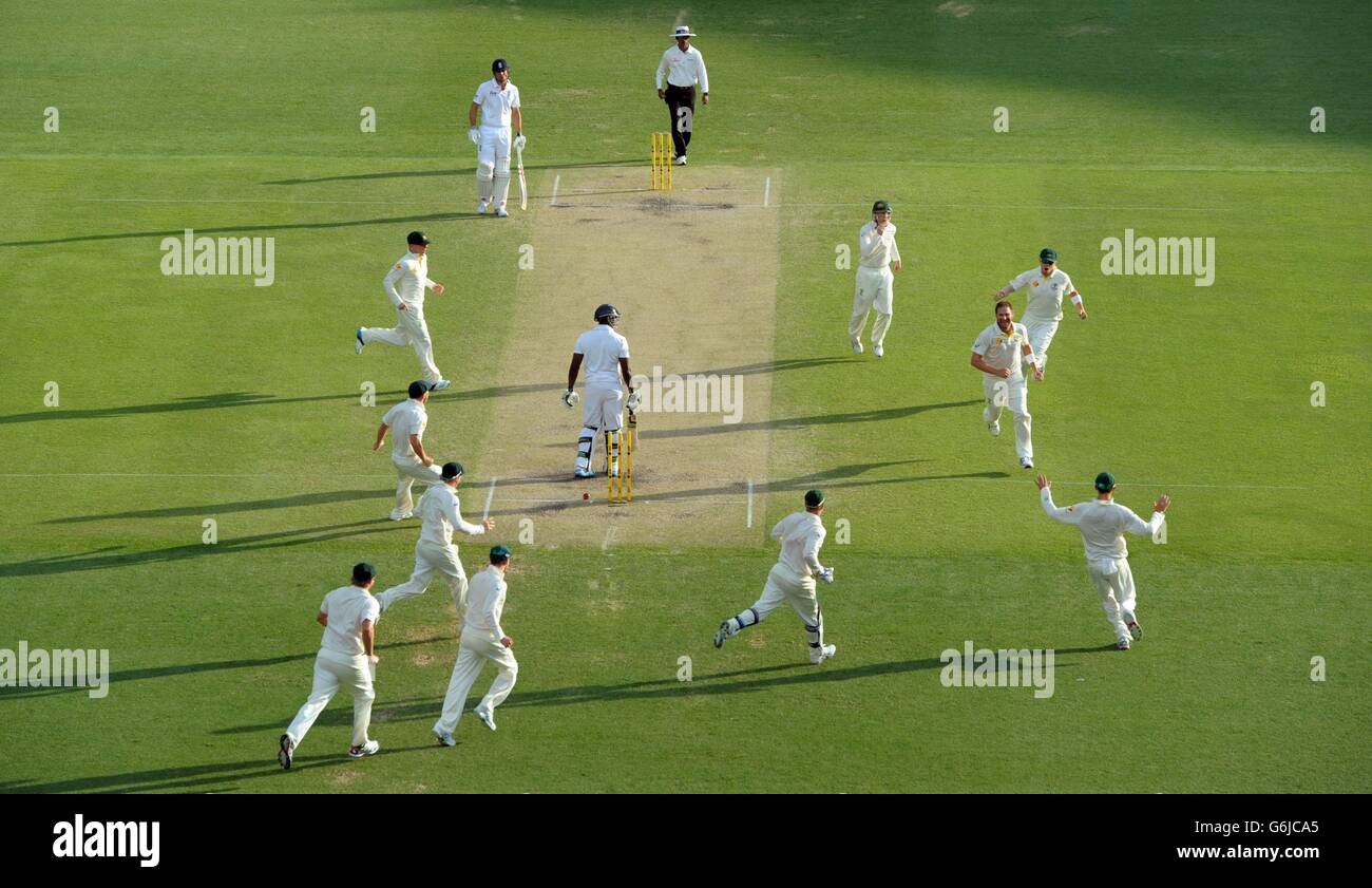 Australia's Ryan Harris (third right) after England's Michael Carberry ...