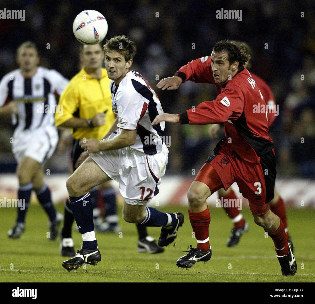 Sport football action scott dobie hi-res stock photography and images ...