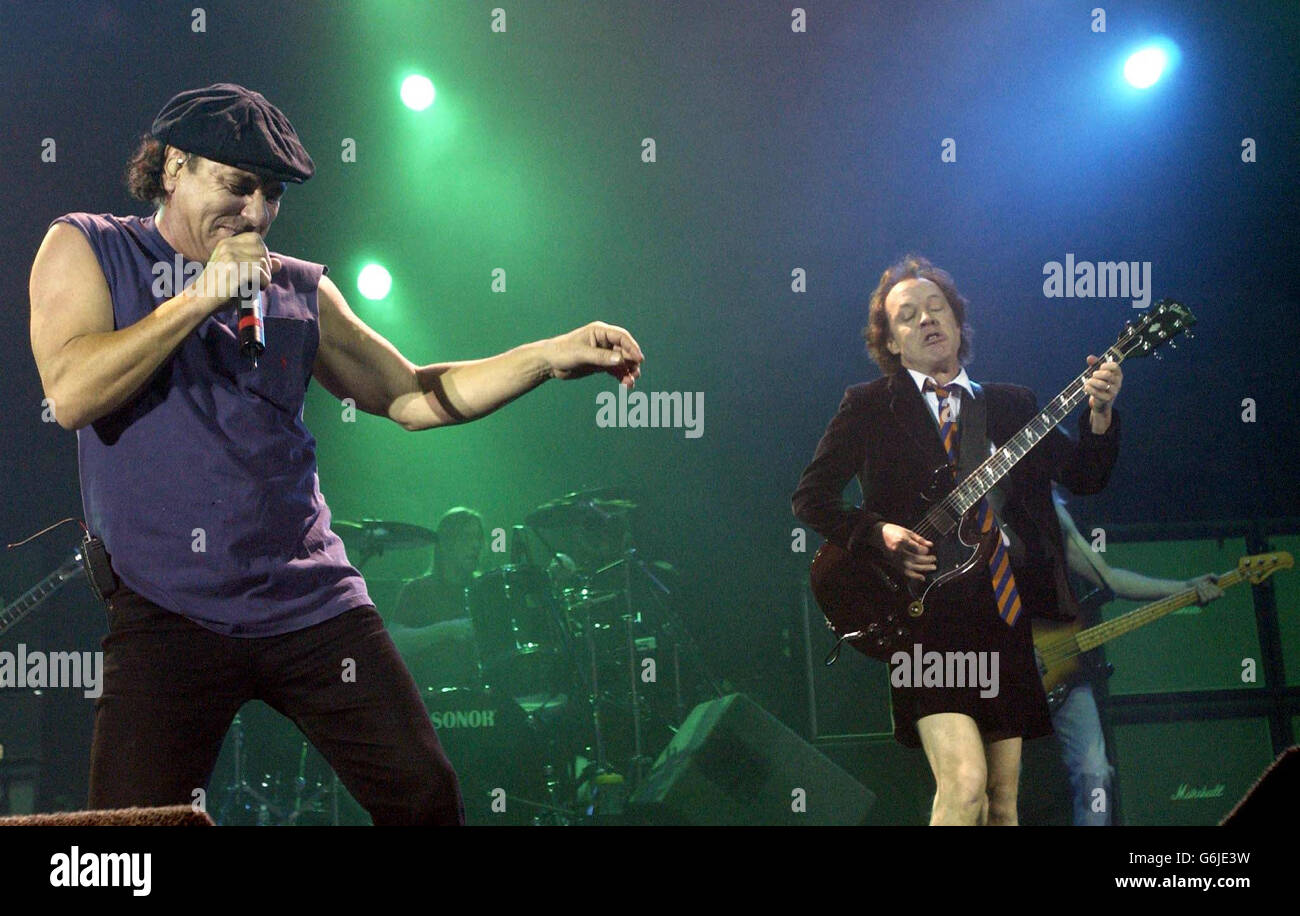 Acdc angus young hammersmith apollo hi-res stock photography and images ...