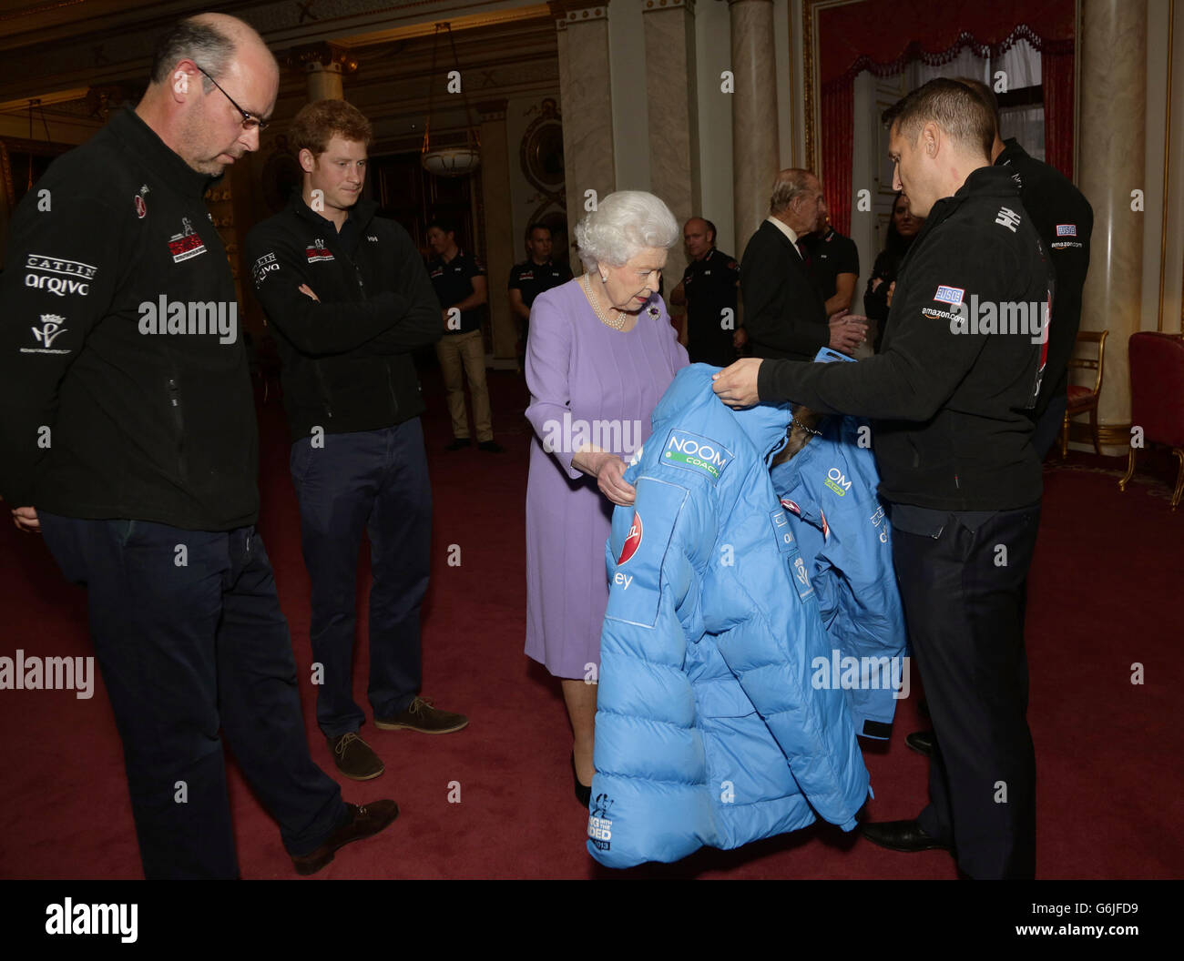Queen elizabeth ii meets from left hi-res stock photography and images ...