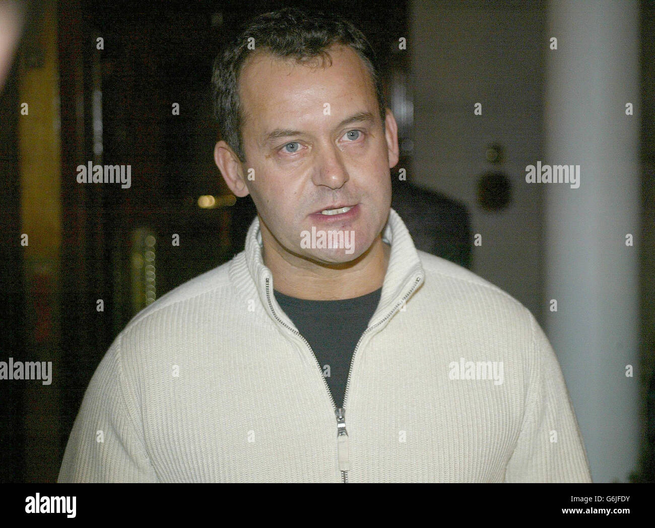 Paul Burrell reads a statement Stock Photo - Alamy