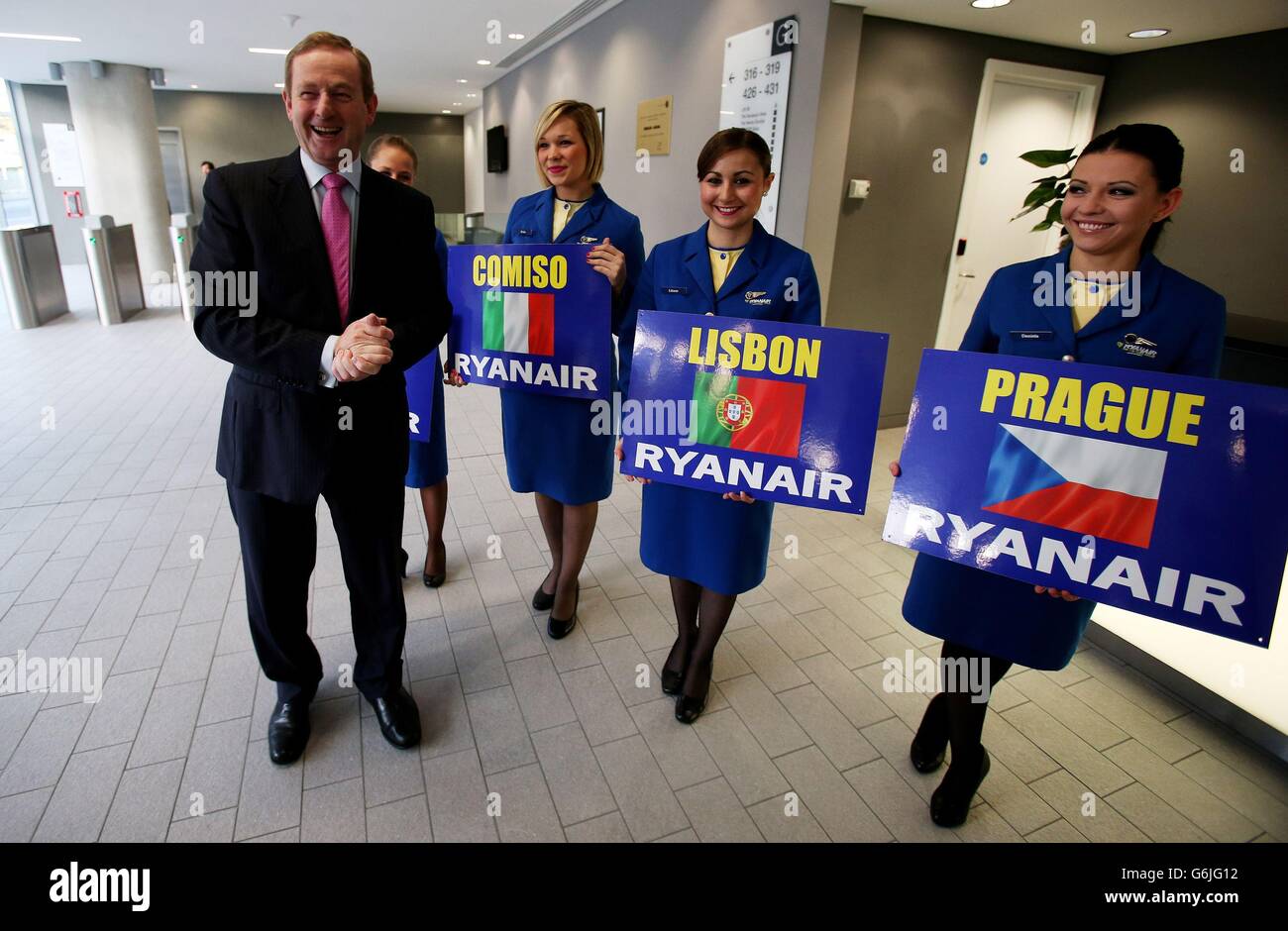 Taoiseach Enda Kenny with Ryanair cabin crew at an announcement of new ...