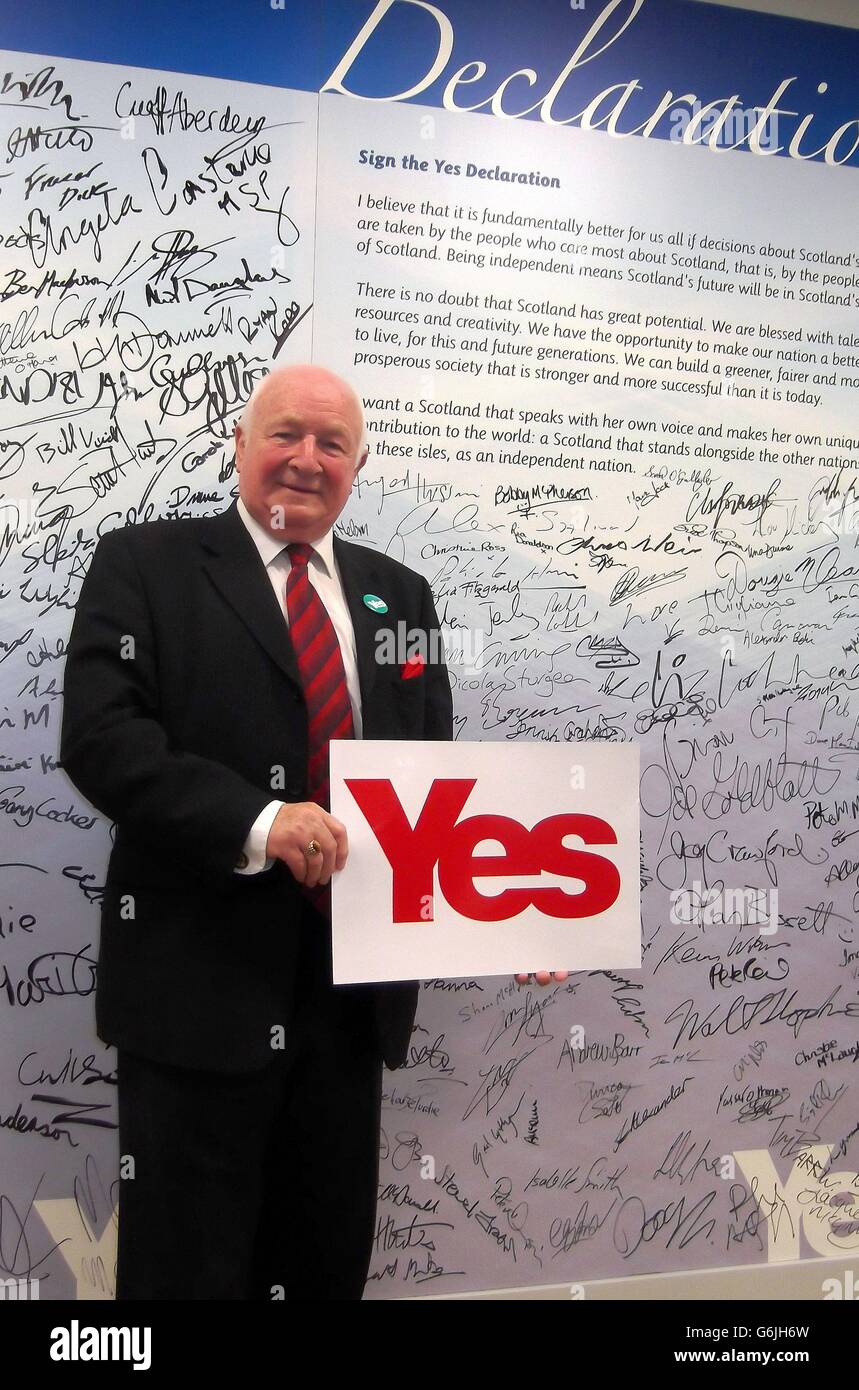 Mosson backs independence Stock Photo - Alamy