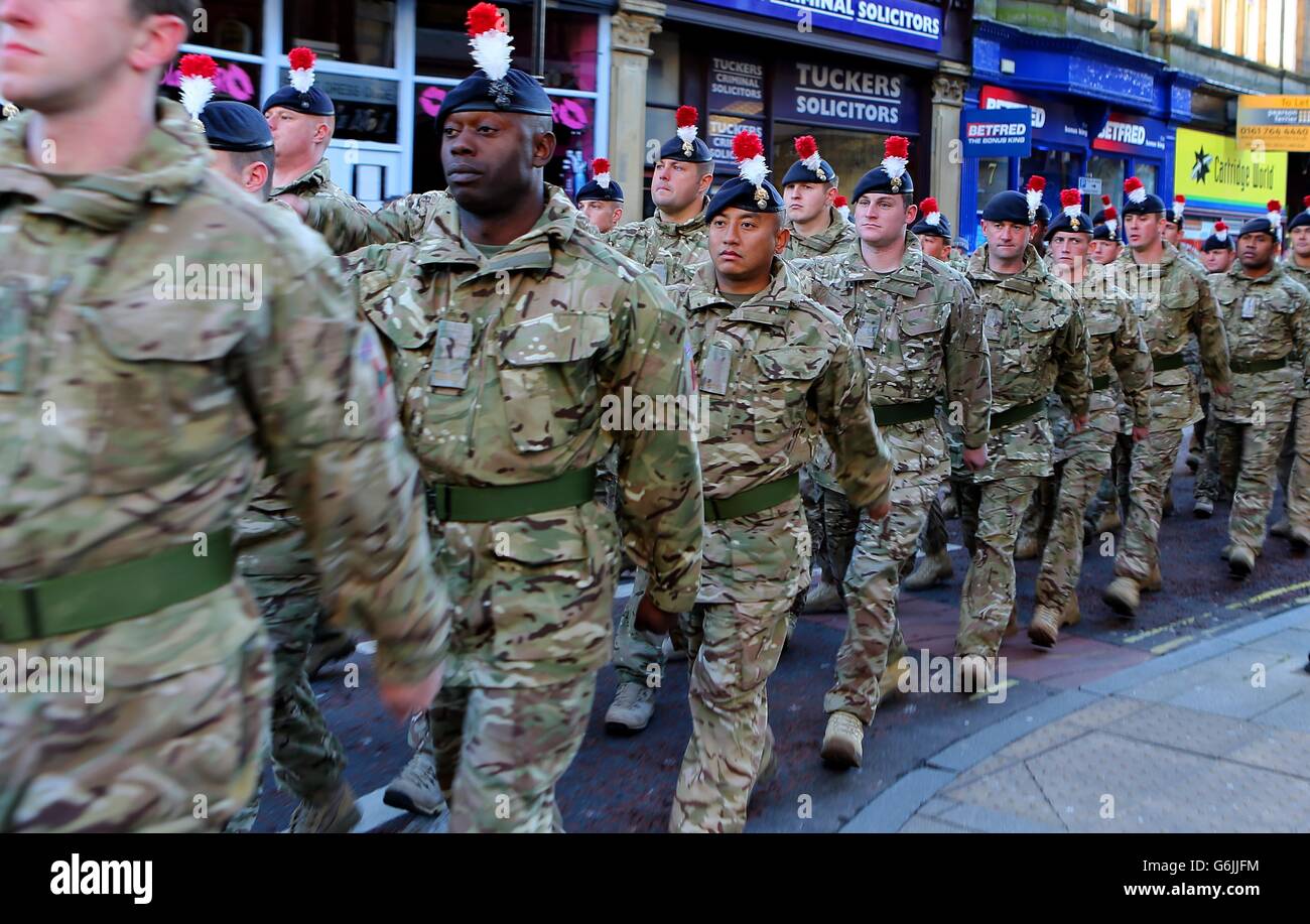 1st Battalion the Royal Regiment of Fusiliers homecoming Stock Photo ...