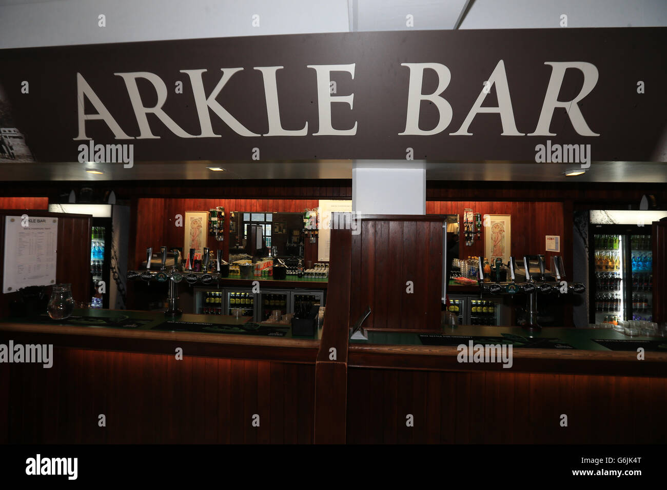 Arkle cheltenham gold cup hi-res stock photography and images - Alamy